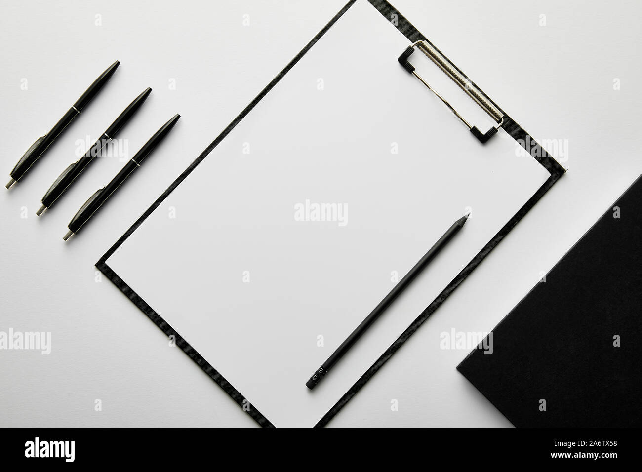 Top view clipboard notebook hi-res stock photography and images - Alamy