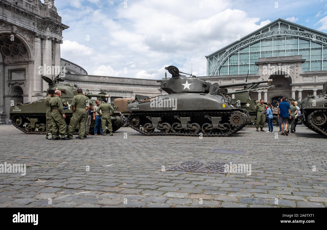 Antwerp, belgium world war ii hi-res stock photography and images - Alamy