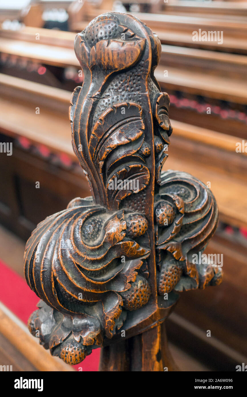 Wooden church pew hi-res stock photography and images - Alamy