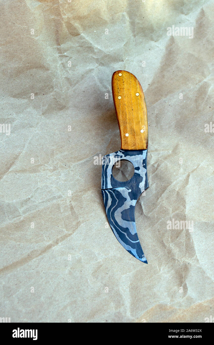 Curved blade hi-res stock photography and images - Alamy