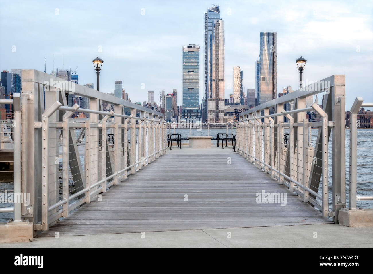 Hudson Yards New York City Skyline Stock Photo - Alamy
