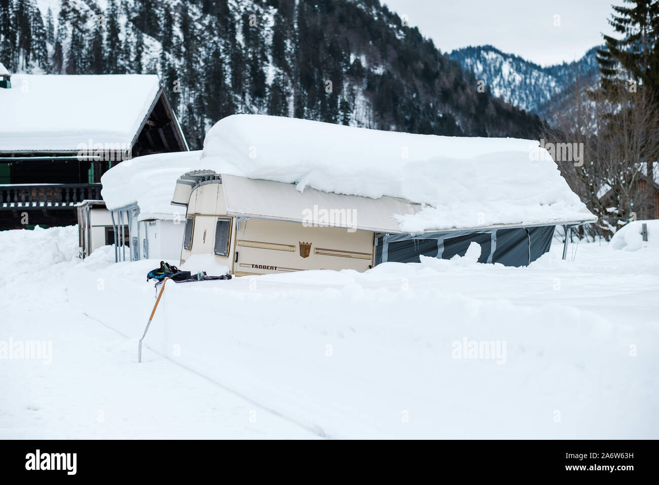 Caravan broke under weight of snow Stock Photo - Alamy