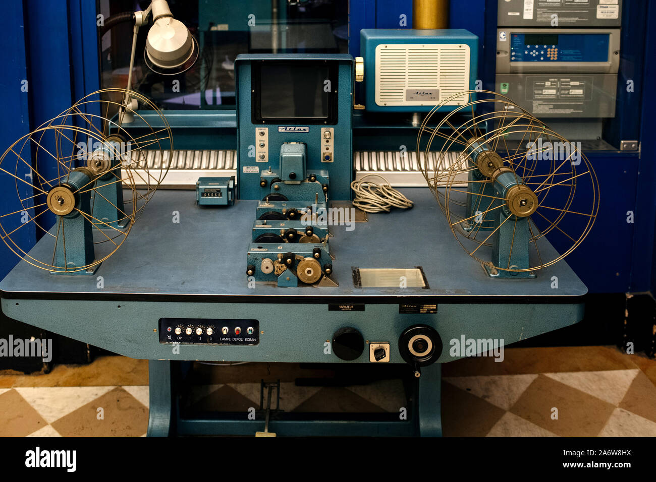 Projection booth hi-res stock photography and images - Alamy