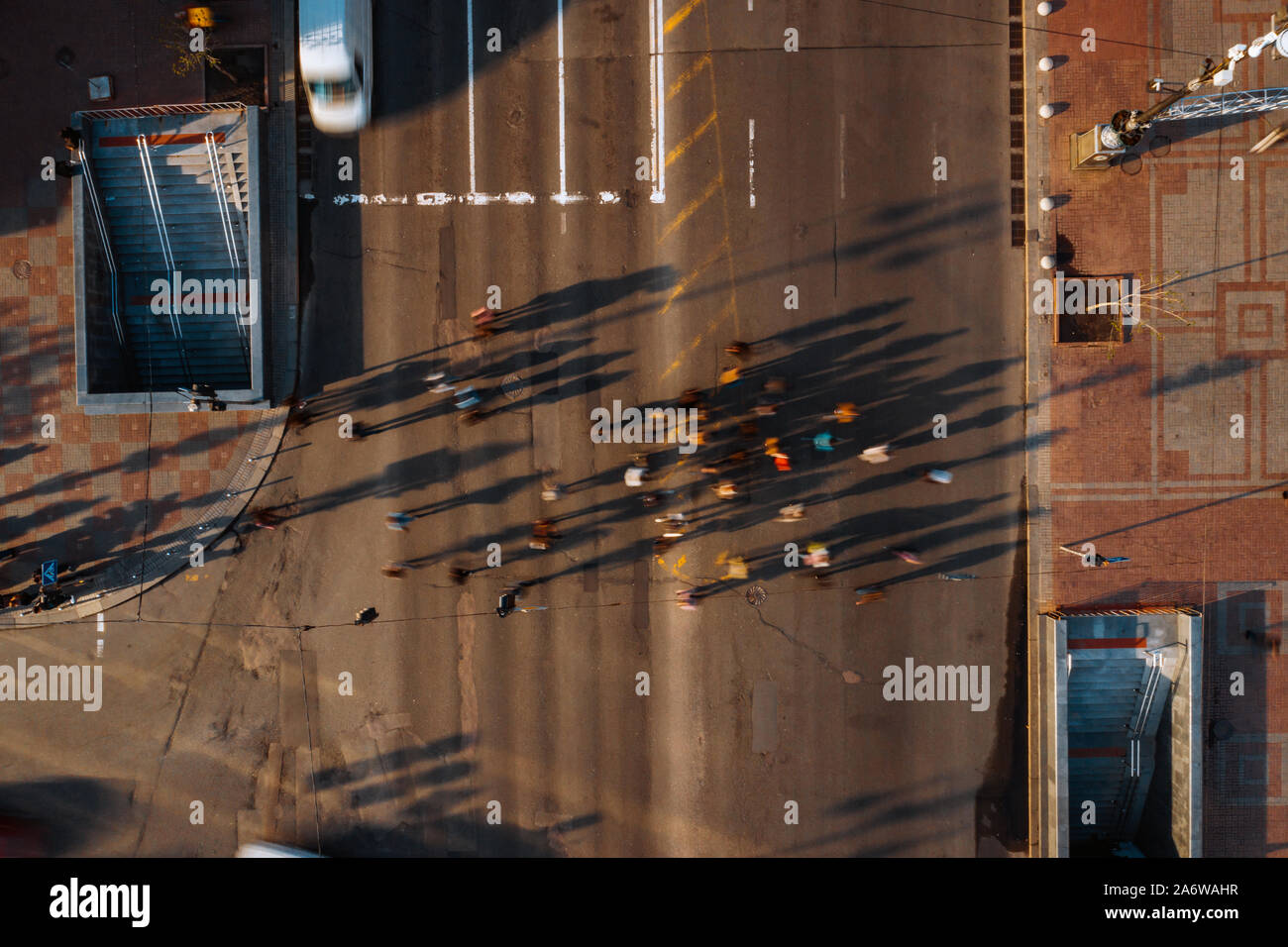 Top down people cross road hi-res stock photography and images - Alamy