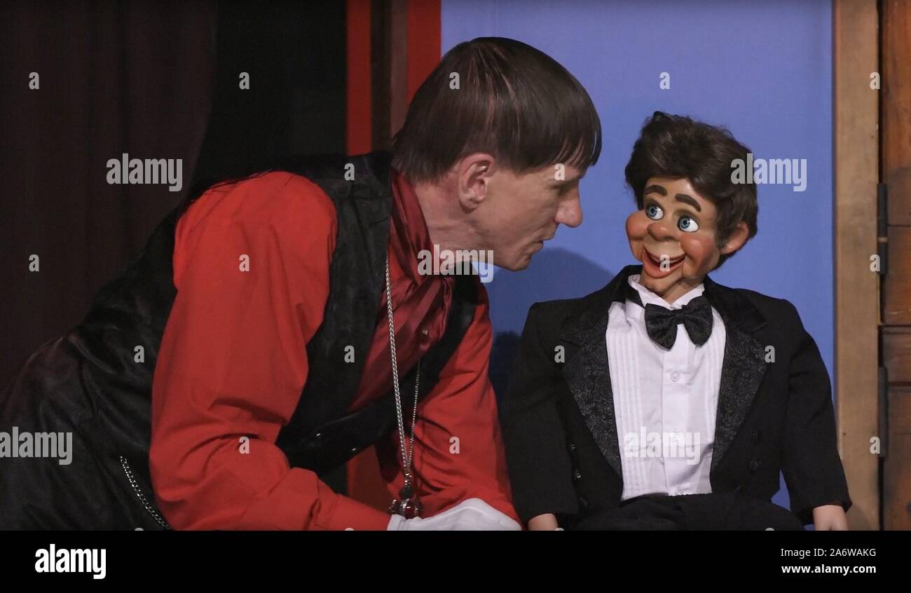 HANDY DANDY, (aka DEVIL S JUNCTION: HANDY DANDY S REVENGE), Bill Oberst ...