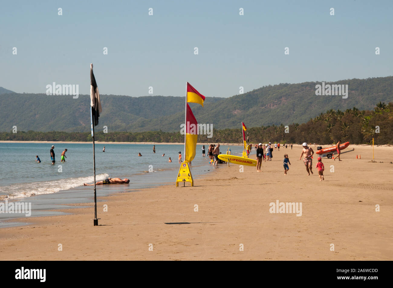 Australian lifeguards hi-res stock photography and images - Alamy