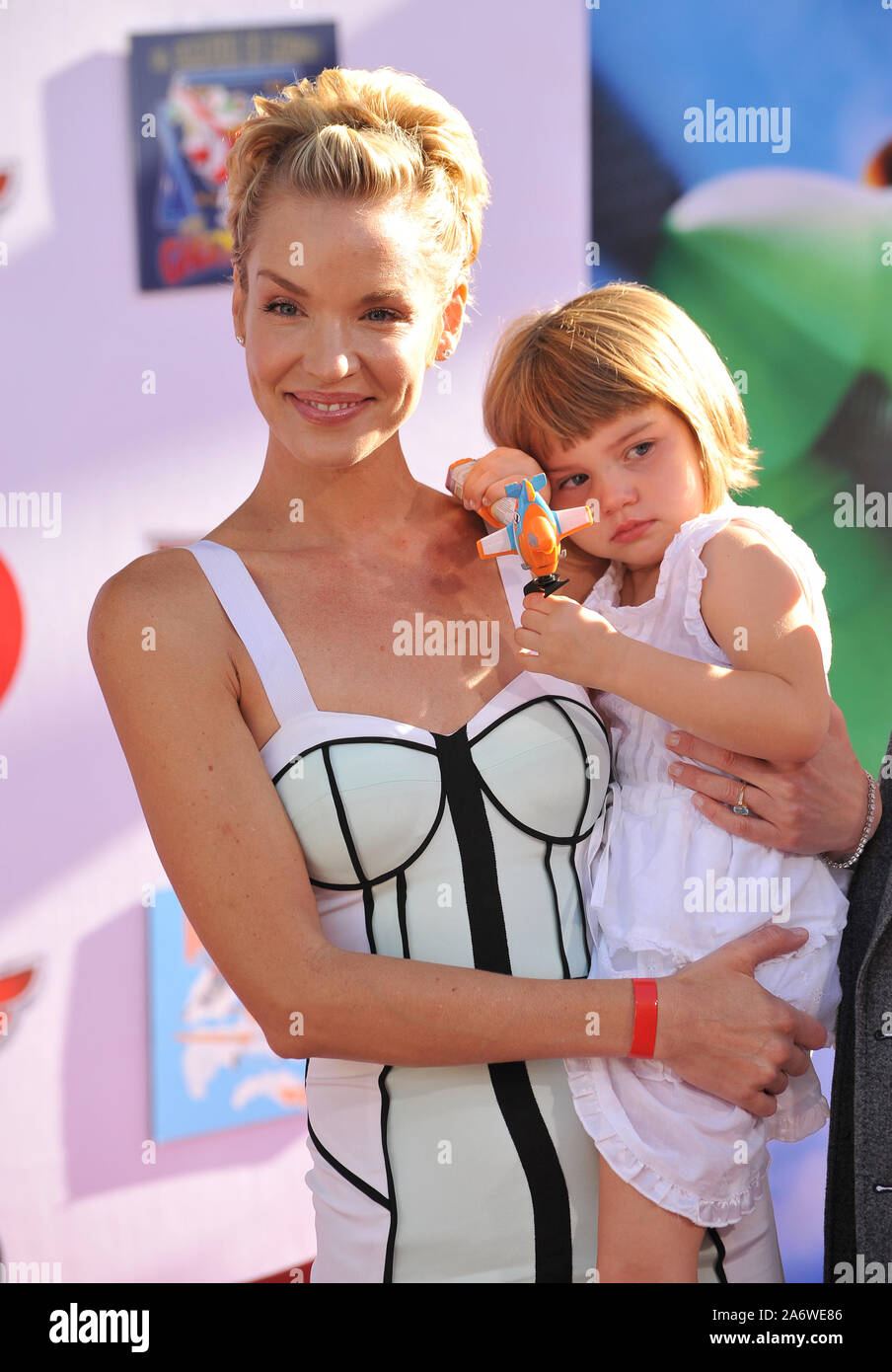 LOS ANGELES, CA. August 05, 2013: Ashley Scott & daughter at the world ...