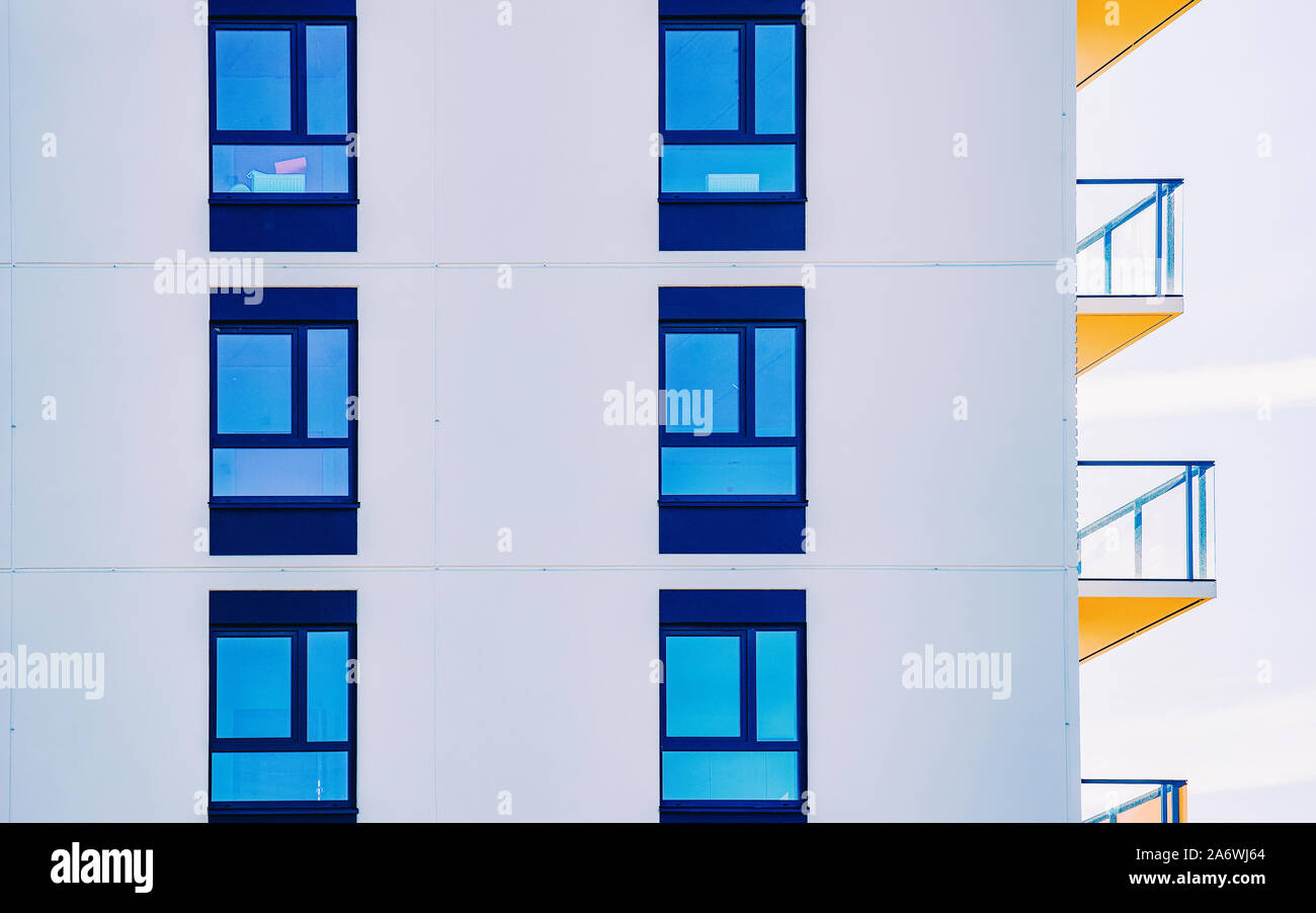 Facade with Windows Modern residential apartment and flat building ...