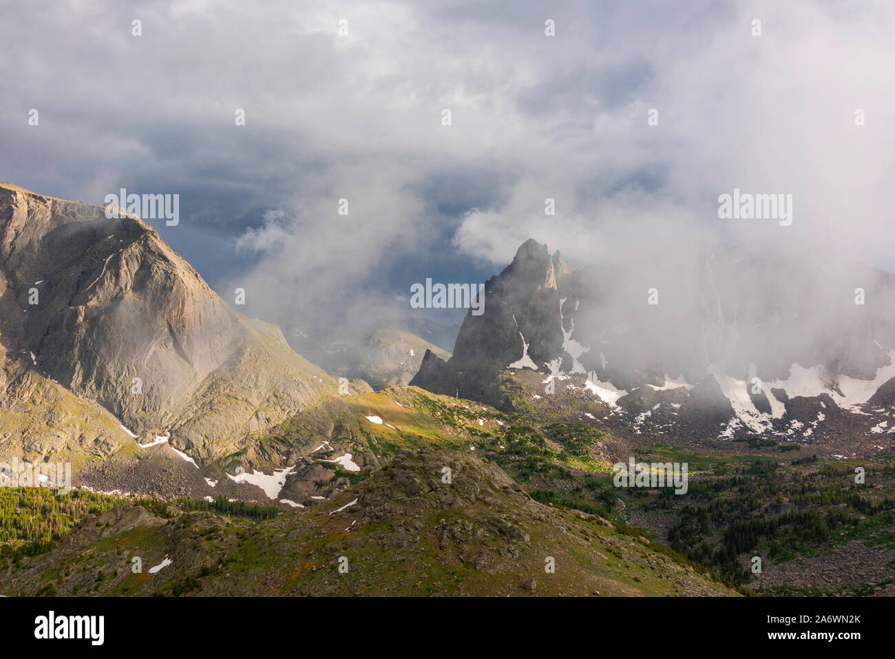 Warbonnet Peak and the Warrior in the clouds, The Cirque of the Towers ...