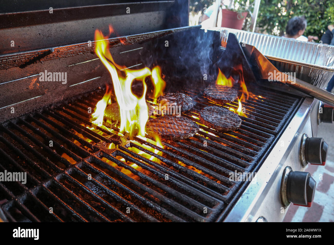 Flame grilling hi-res stock photography and images - Alamy