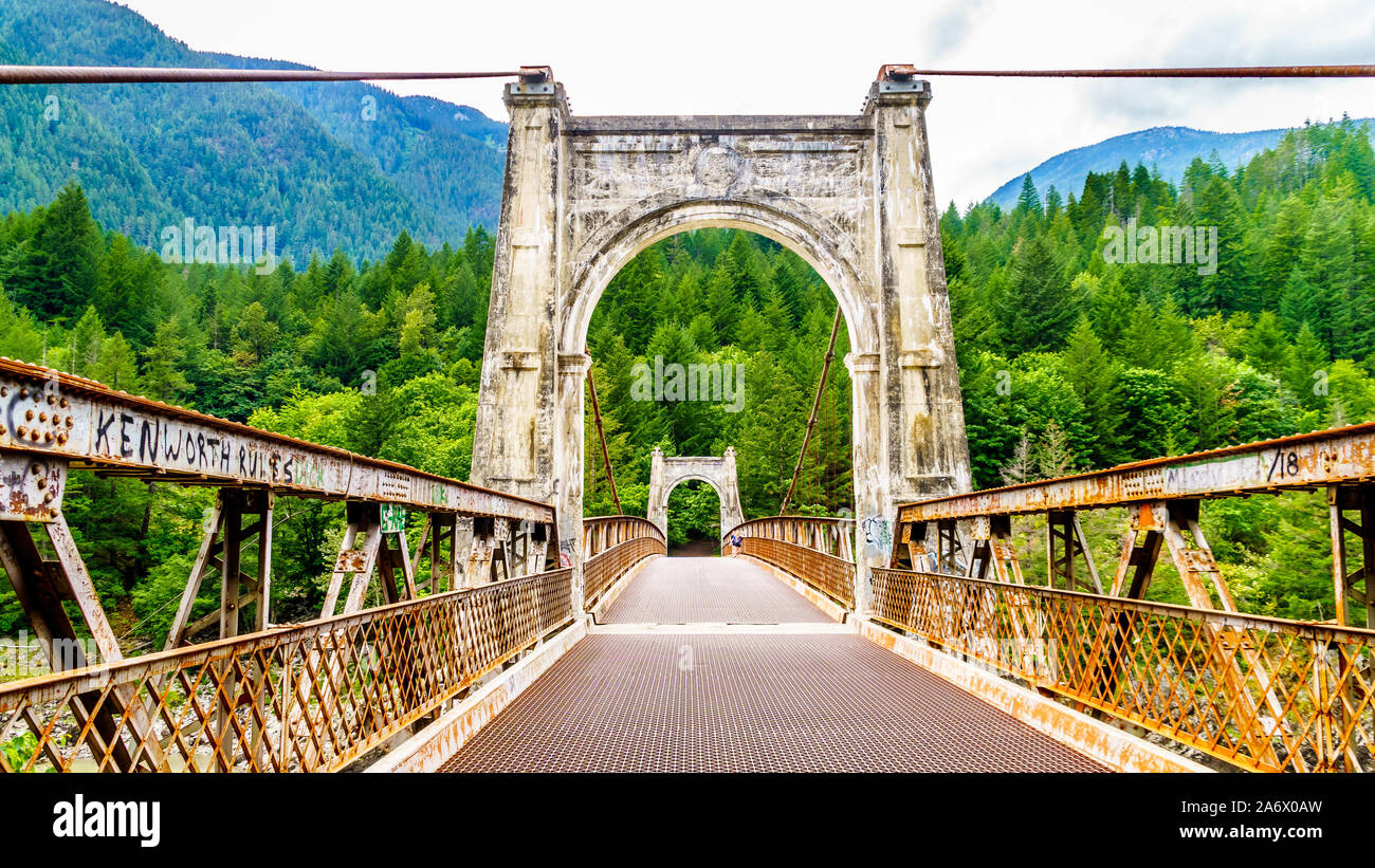 The historic Second Alexandra Bridge between Spuzzum and Hell's Gate ...