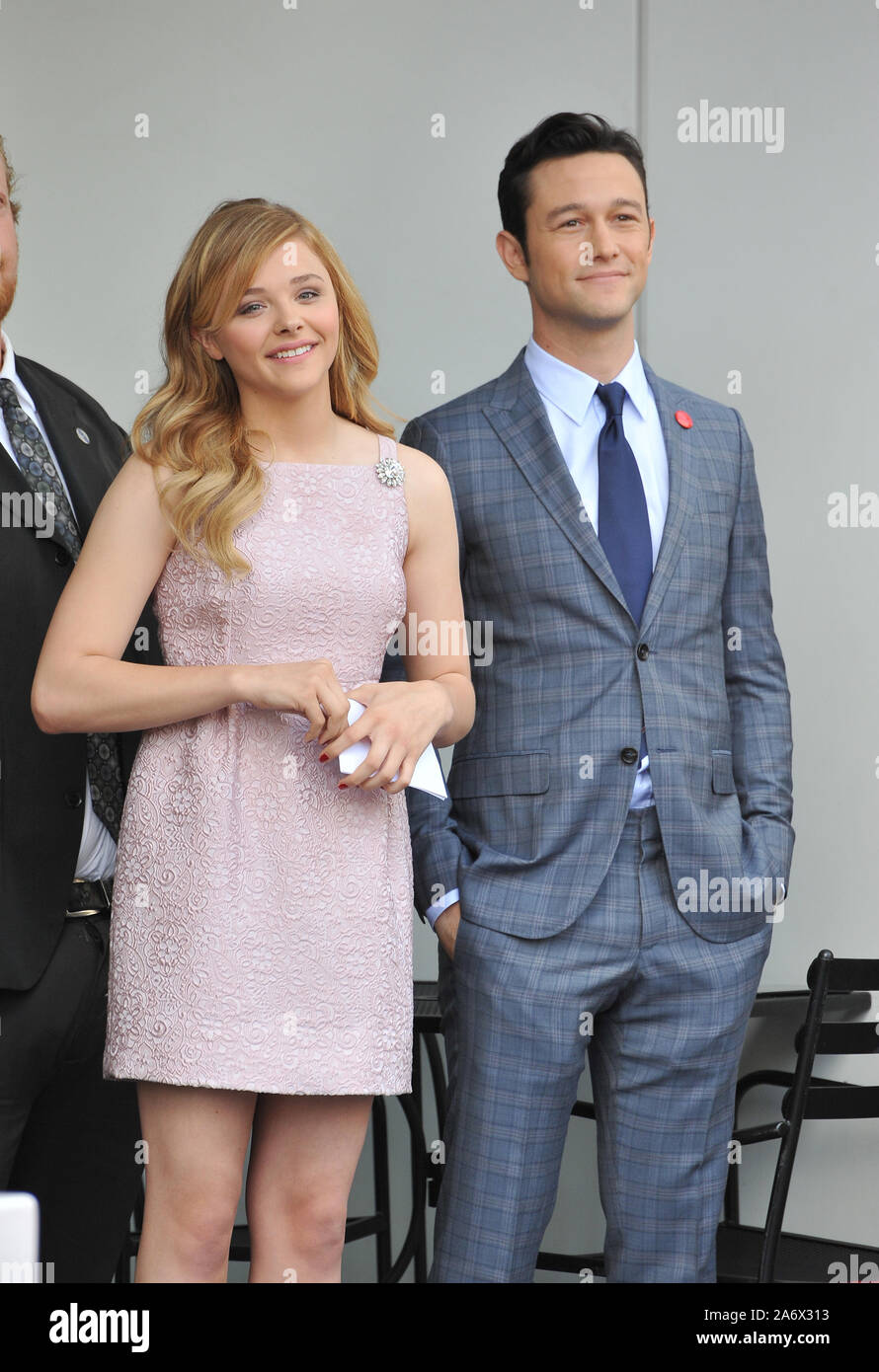 LOS ANGELES, CA. October 03, 2013: Chloe Grace Moretz & Joseph Gordon ...