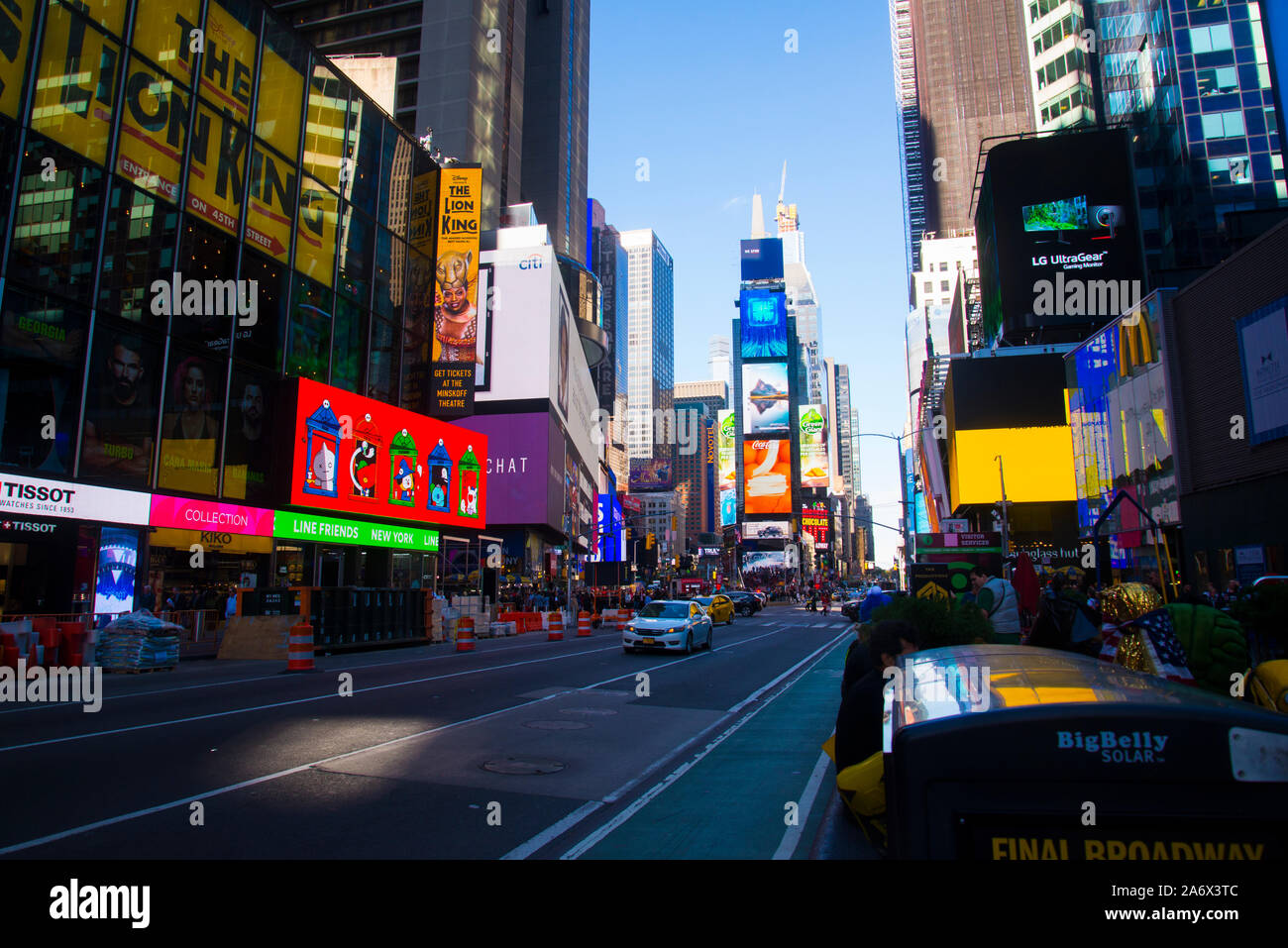 Busy Times Square in New York, USA Stock Photo - Alamy