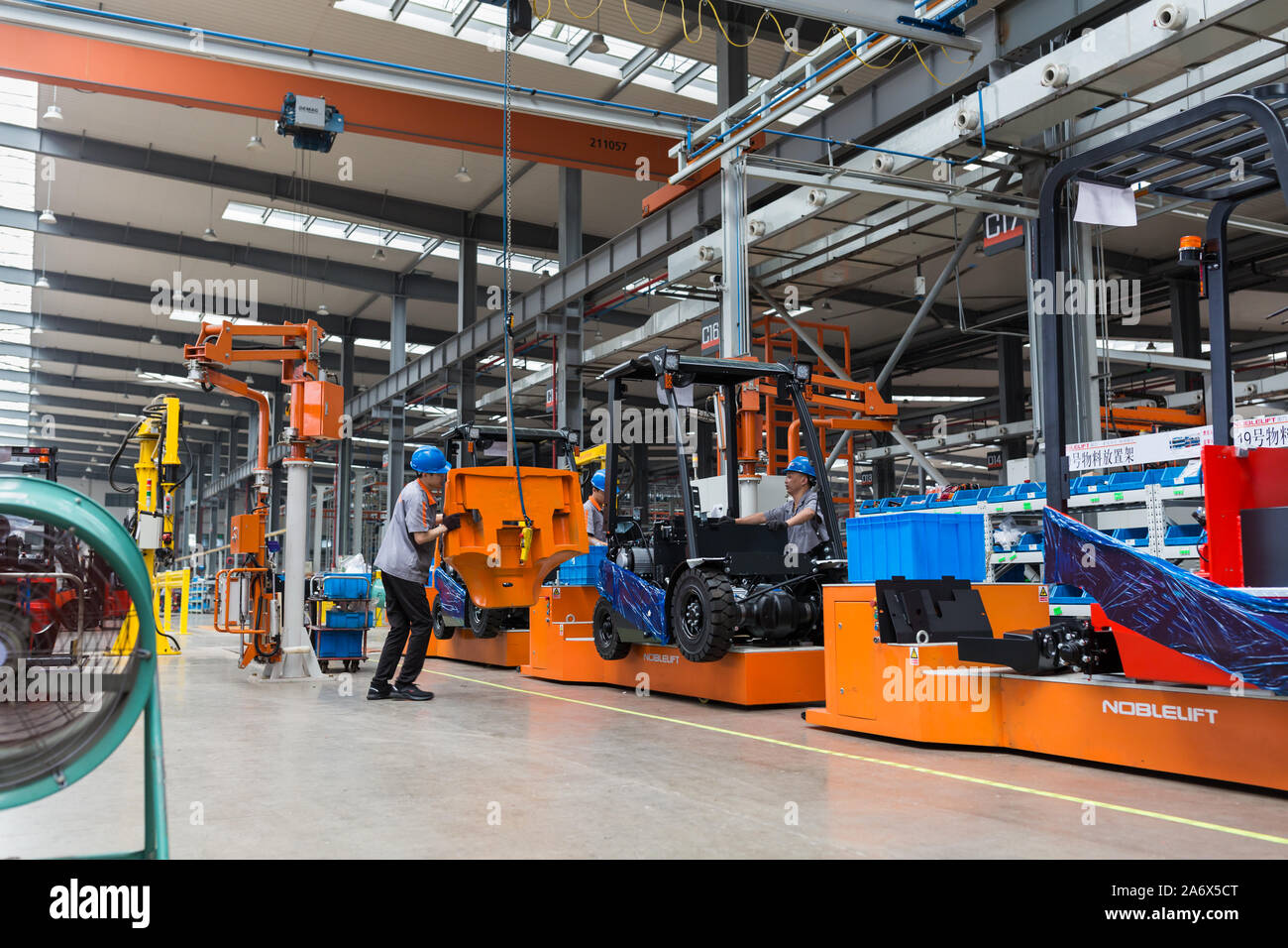 Stacking operation hi-res stock photography and images - Alamy