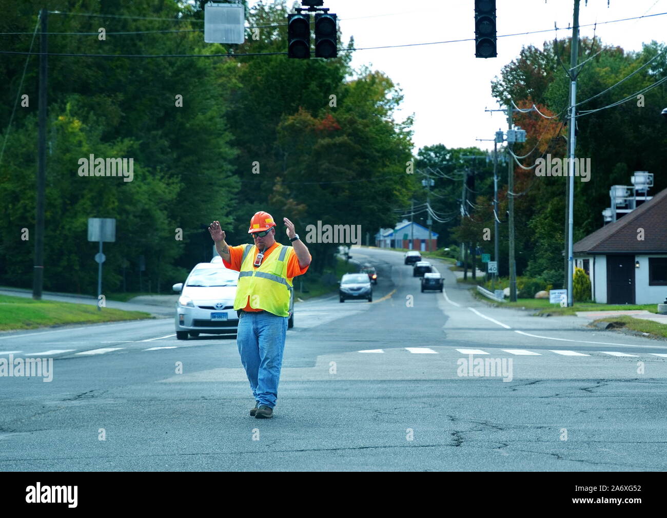 Defective traffic lights hi-res stock photography and images - Alamy