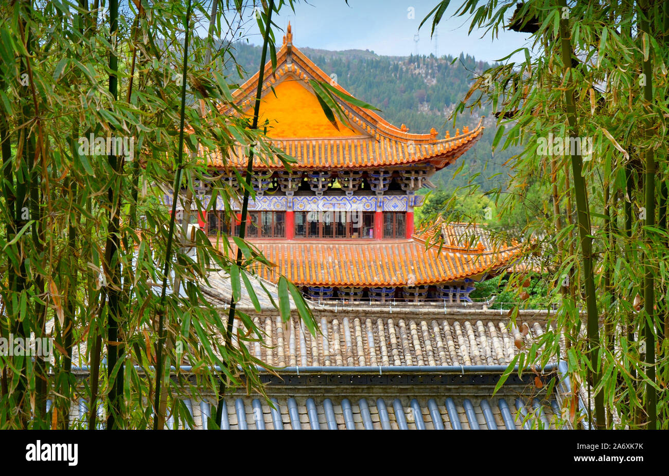 Bamboo pavilion architecture hi-res stock photography and images - Alamy