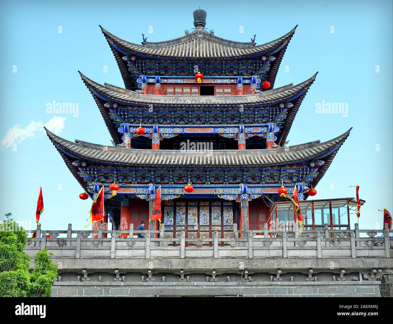 Gate of Dali ancient city, Yunnan province(China Stock Photo - Alamy