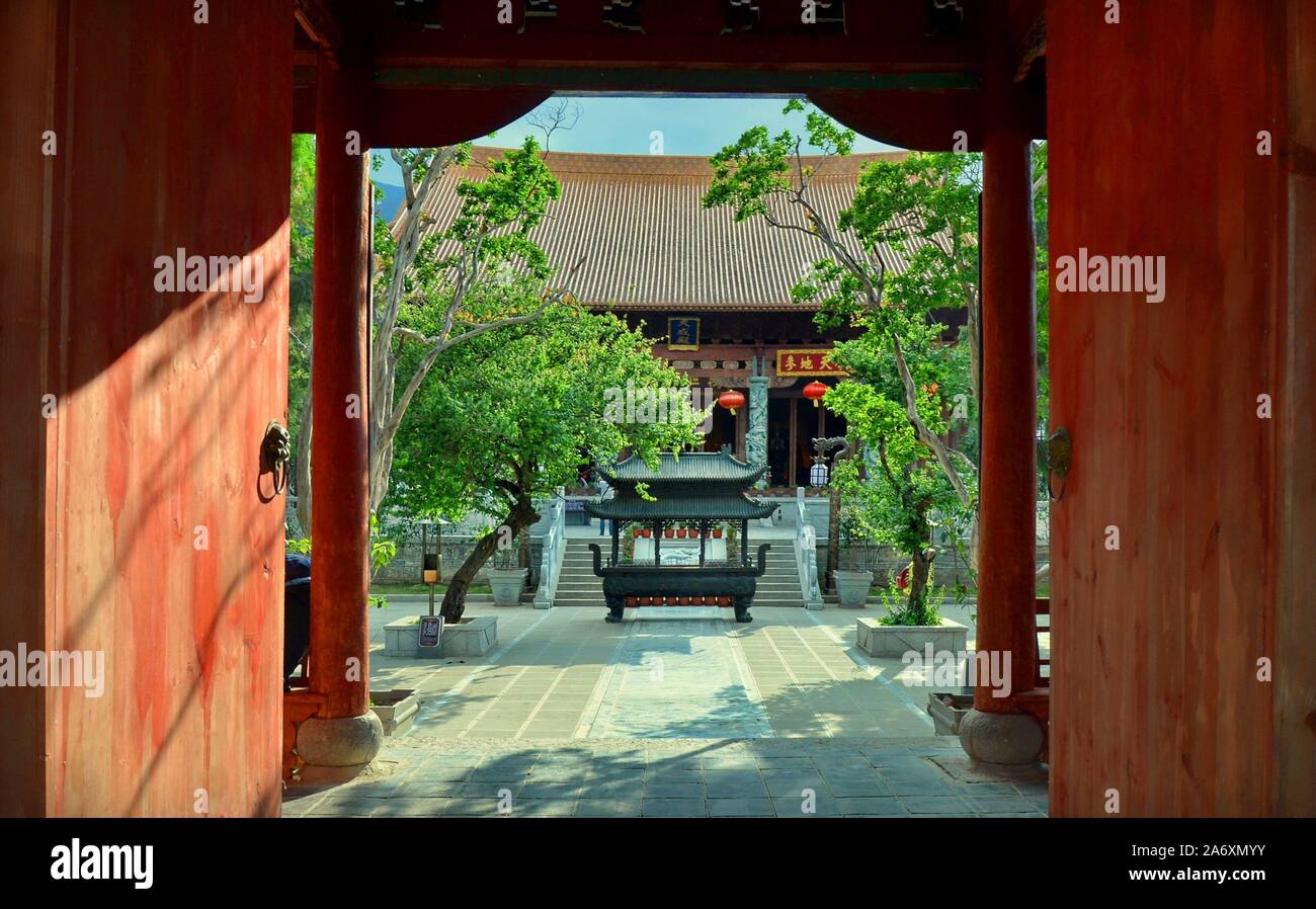 Confucianism temple hi-res stock photography and images - Alamy