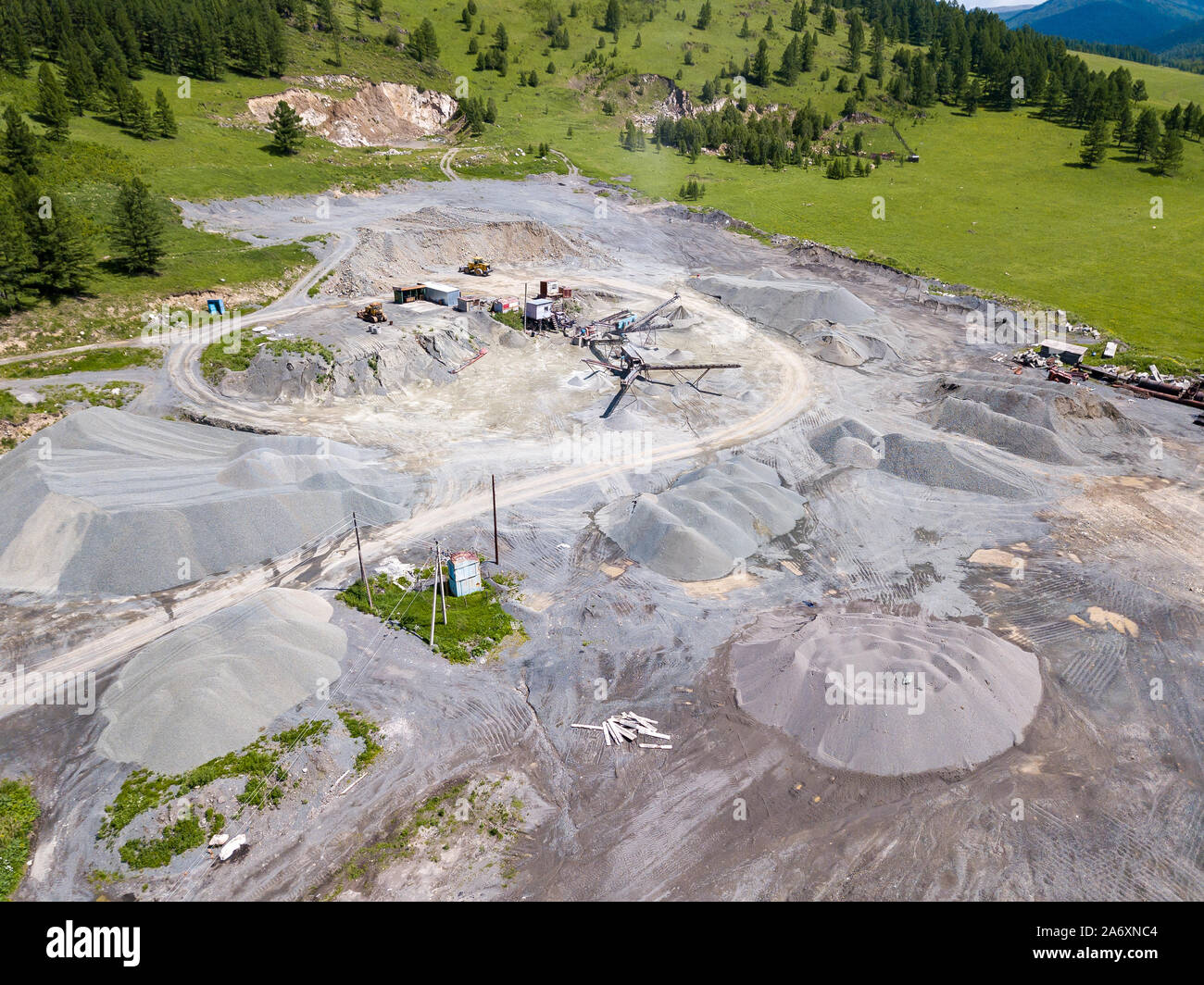 Cleaning rubble hi-res stock photography and images - Alamy