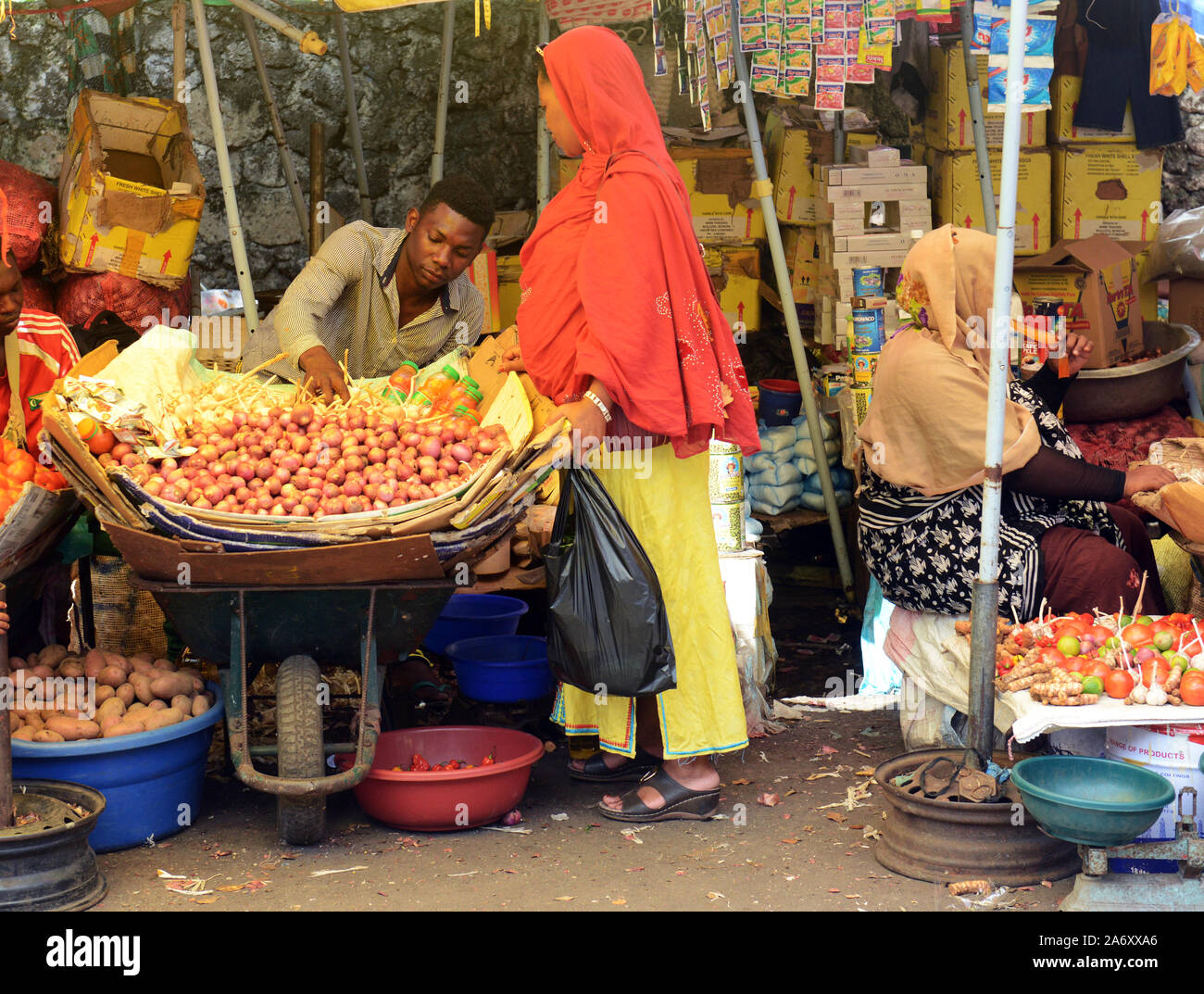 The vibrant market in Moroni, Comoros Stock Photo - Alamy