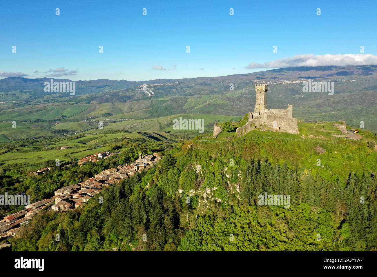 Radicofani aerial hi-res stock photography and images - Alamy