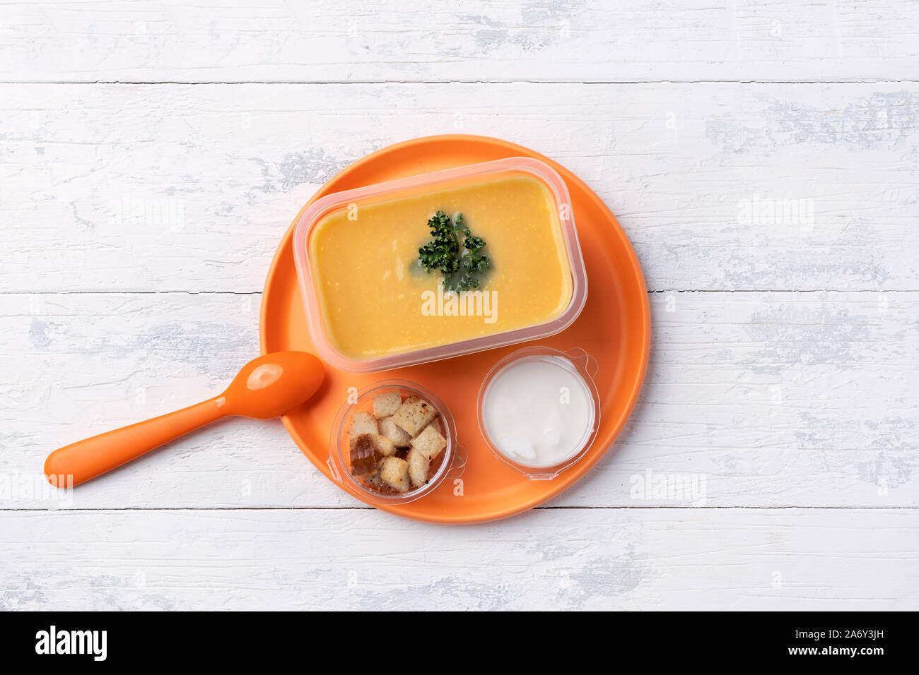 Box of soup hi-res stock photography and images - Alamy