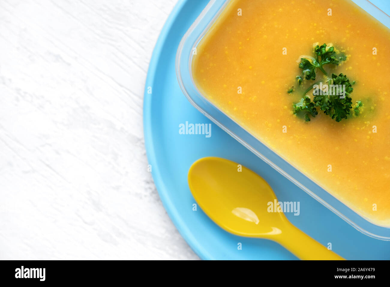 Soup plating hi-res stock photography and images - Alamy