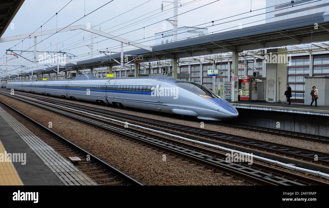 Shinkansen bullet train windows japan hi-res stock photography and ...