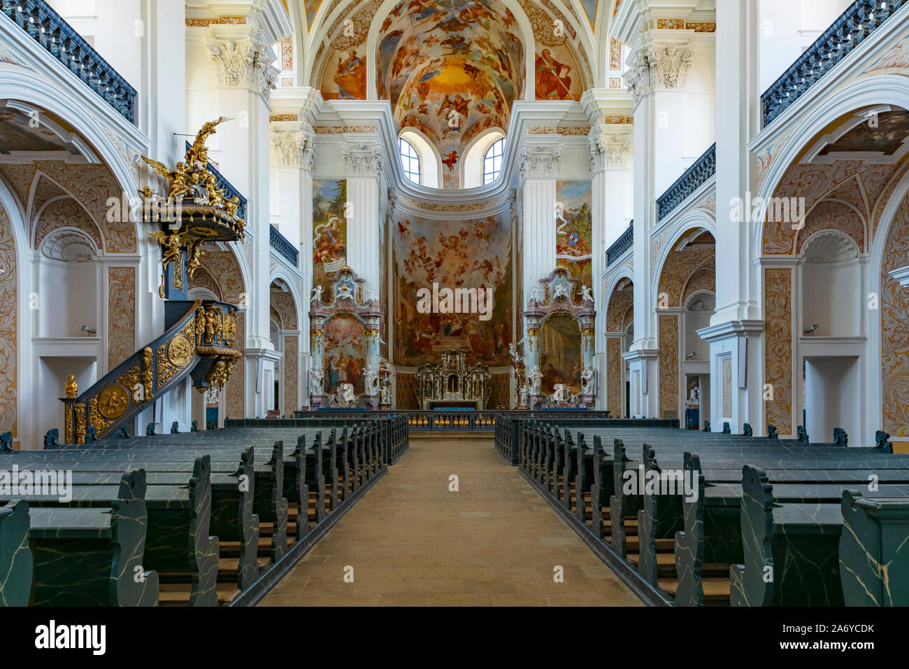 Beautiful baroque church interior hi-res stock photography and images ...