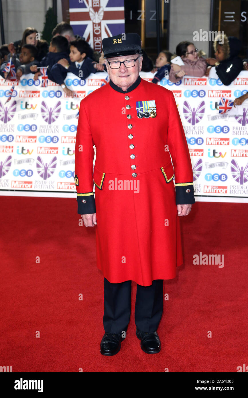 Colin thackery hi-res stock photography and images - Alamy