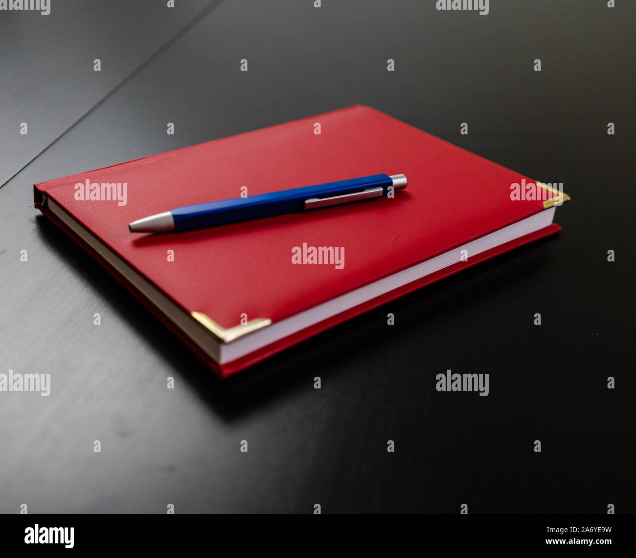 Open agenda on desk hi-res stock photography and images - Alamy