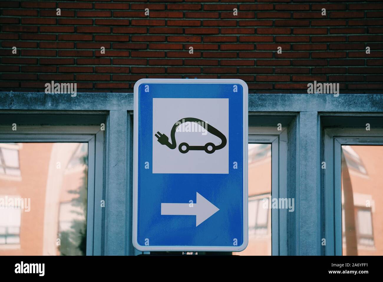 Car traffic signal hi-res stock photography and images - Alamy