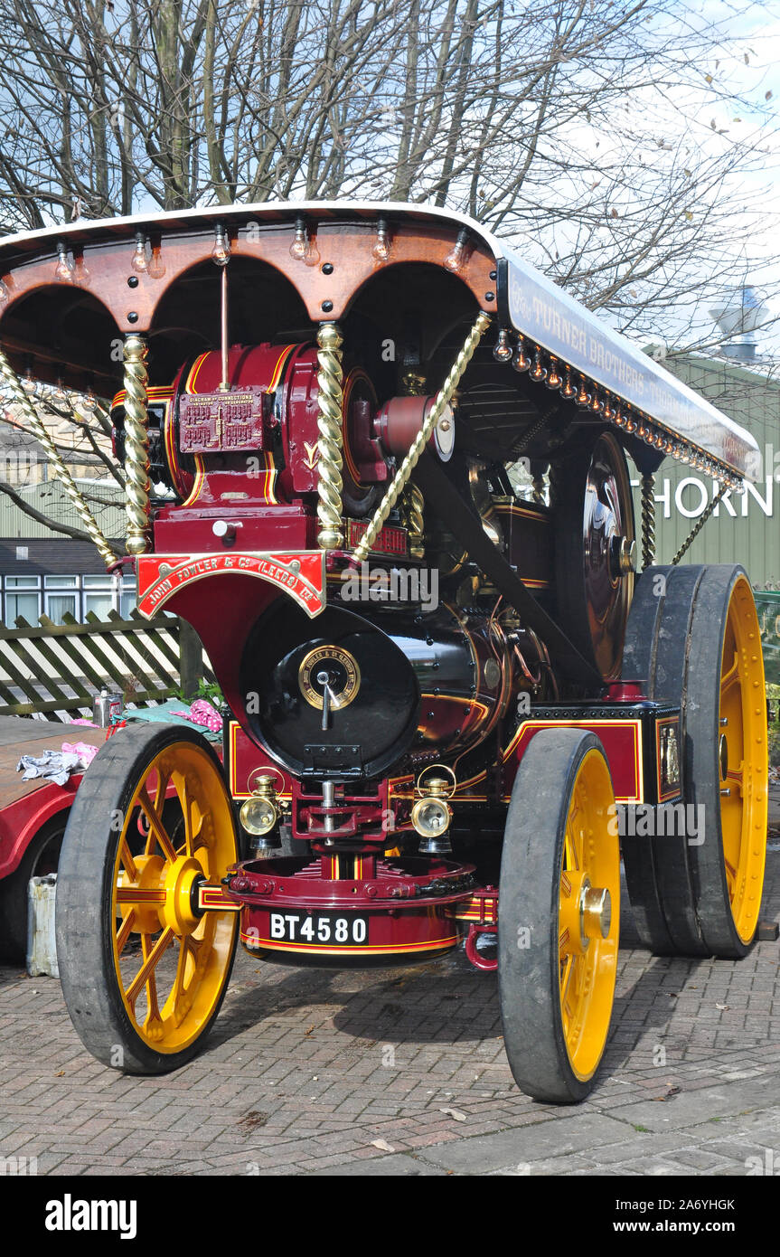 Yorkshire Belle, steam engine 2, Ingrow station Stock Photo - Alamy