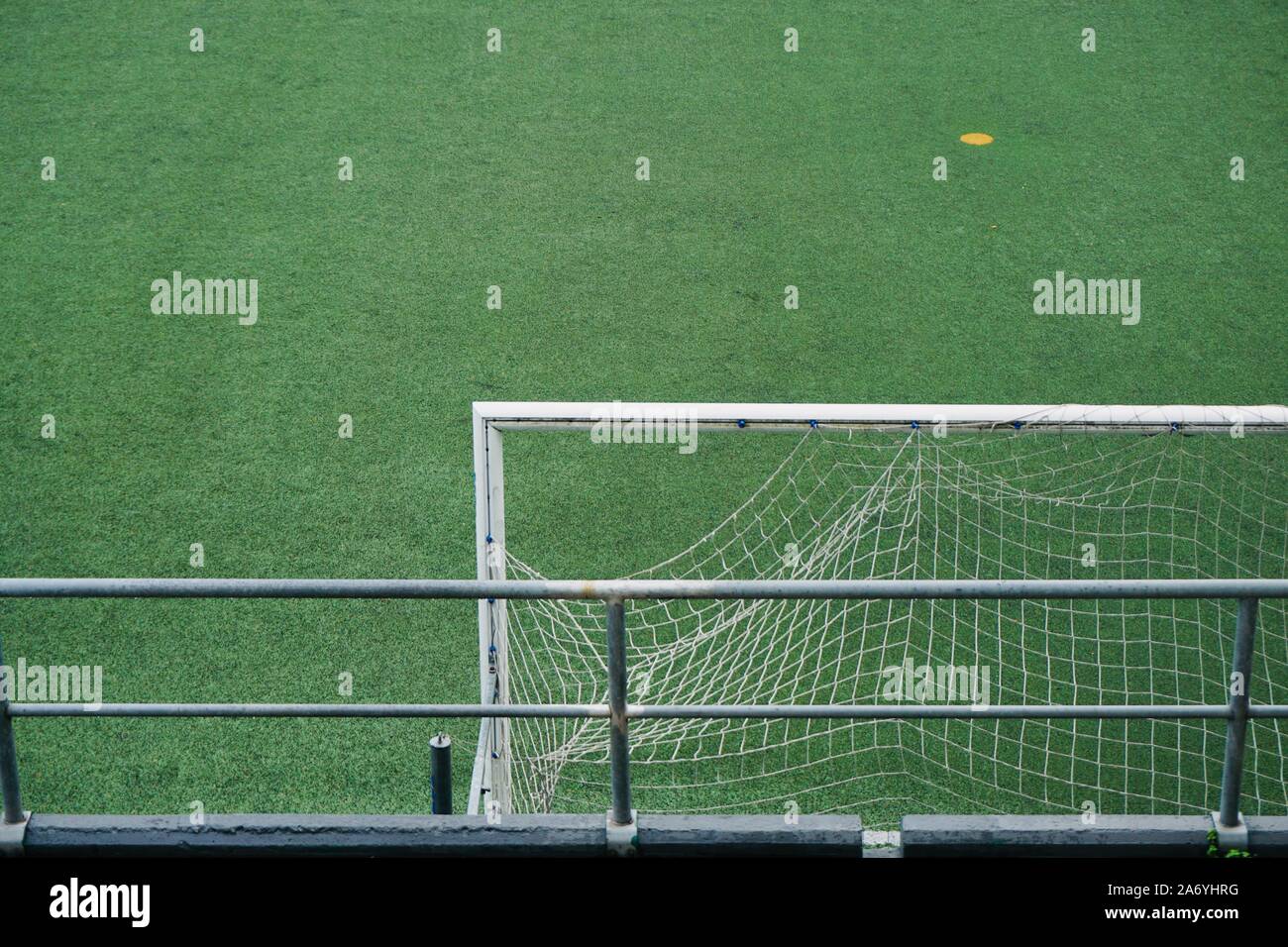 Empty soccer field hi-res stock photography and images - Alamy