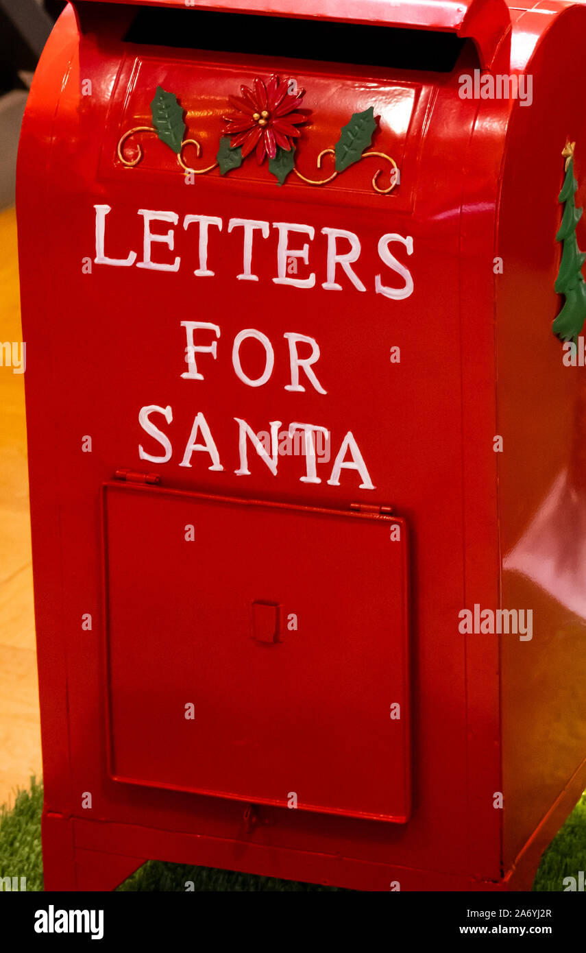 Santa post box hi-res stock photography and images - Alamy