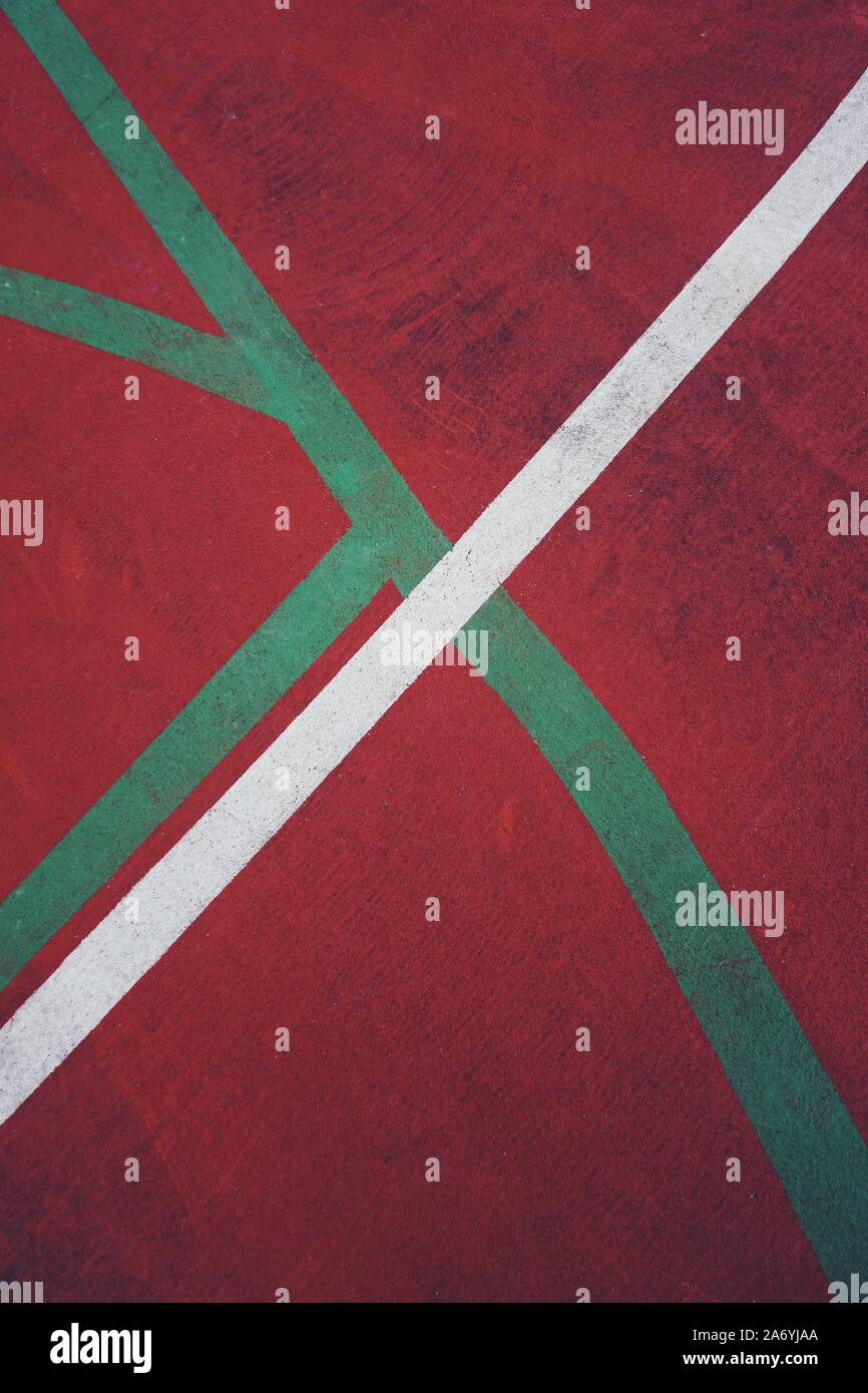 basketball red court with white lines on the street Stock Photo - Alamy