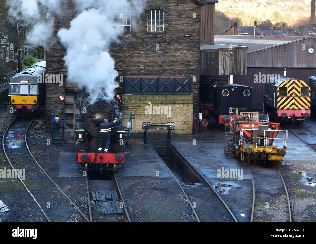 Worth valley railway haworth hi-res stock photography and images - Alamy