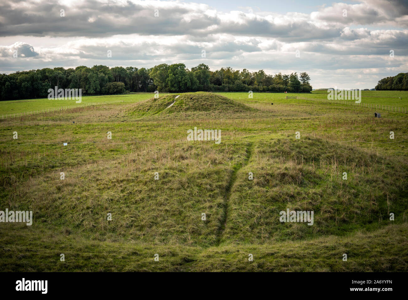 Cursus stonehenge hi-res stock photography and images - Alamy