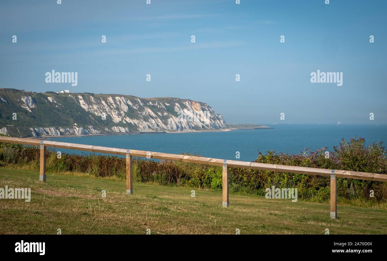 Dover famous white cliff hi-res stock photography and images - Alamy