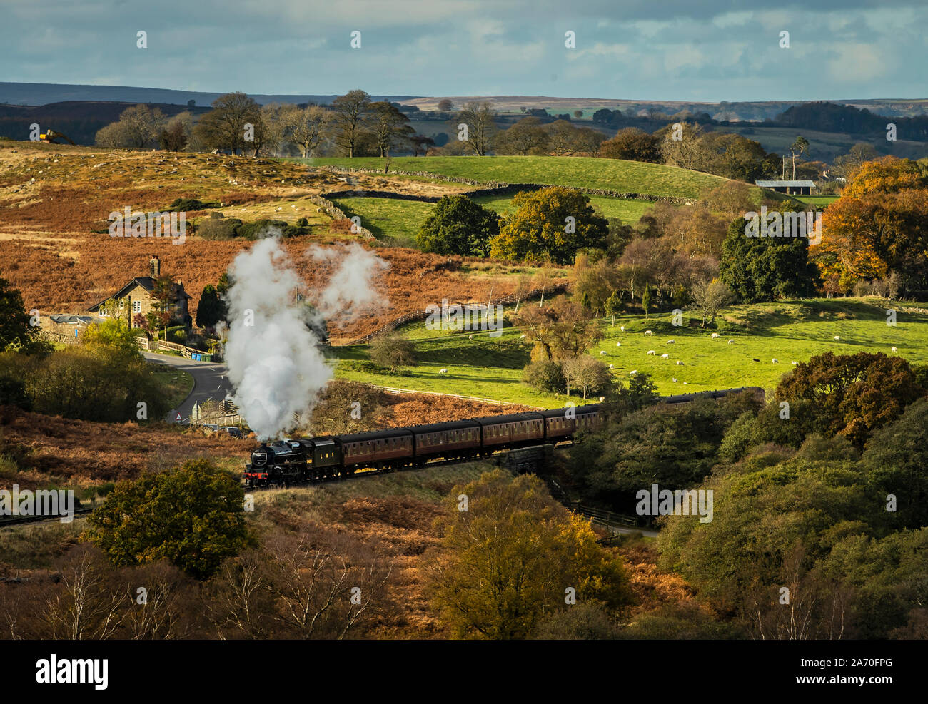 Lms railway locomotive hi-res stock photography and images - Alamy