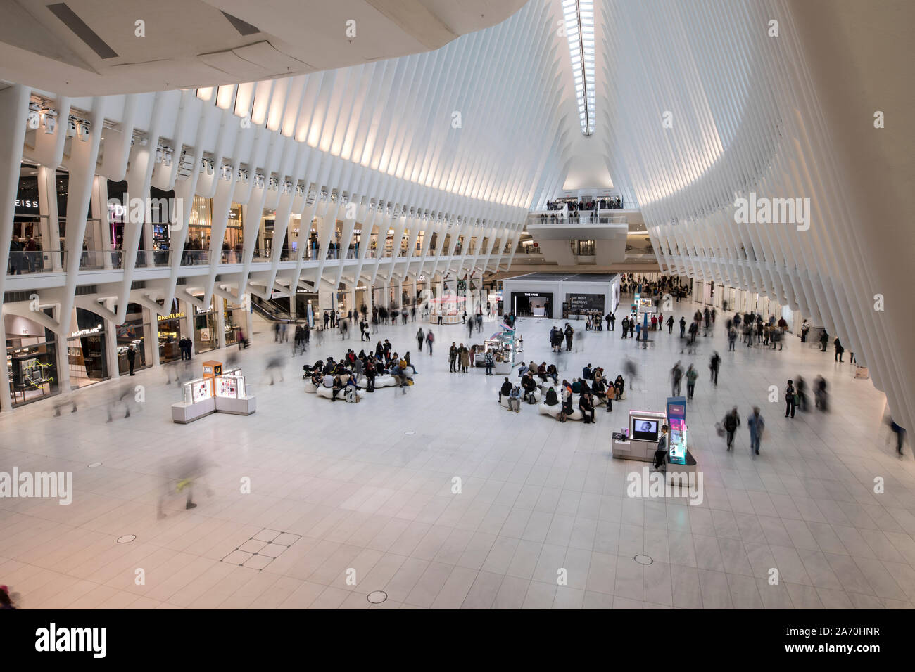 MANHATTAN, USA-OCTOBER 9, 2019: Commuters and mall goers move through ...