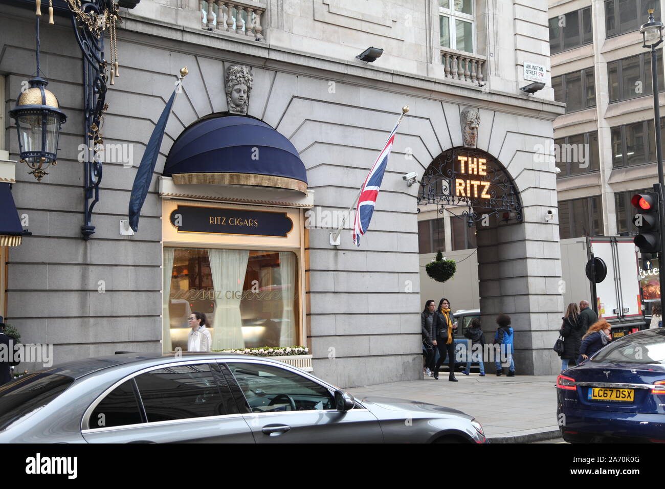 Side of The Ritz Hotel on corner of Piccadilly and Arlington Street ...