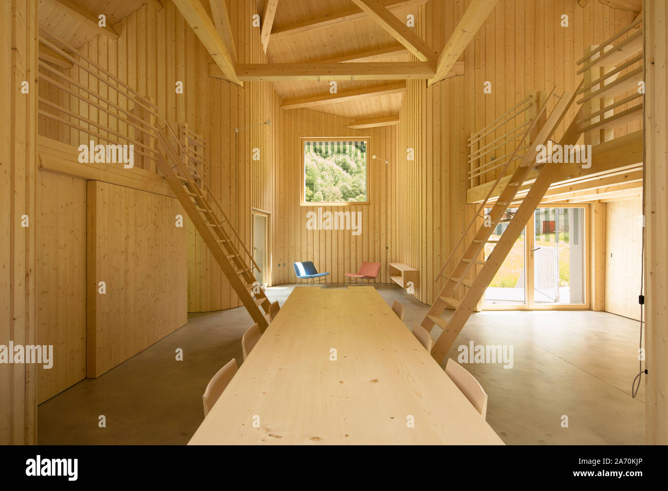 Modern wooden home interiors Stock Photo - Alamy