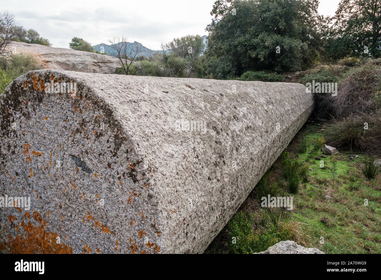 Marble monolith hi-res stock photography and images - Alamy