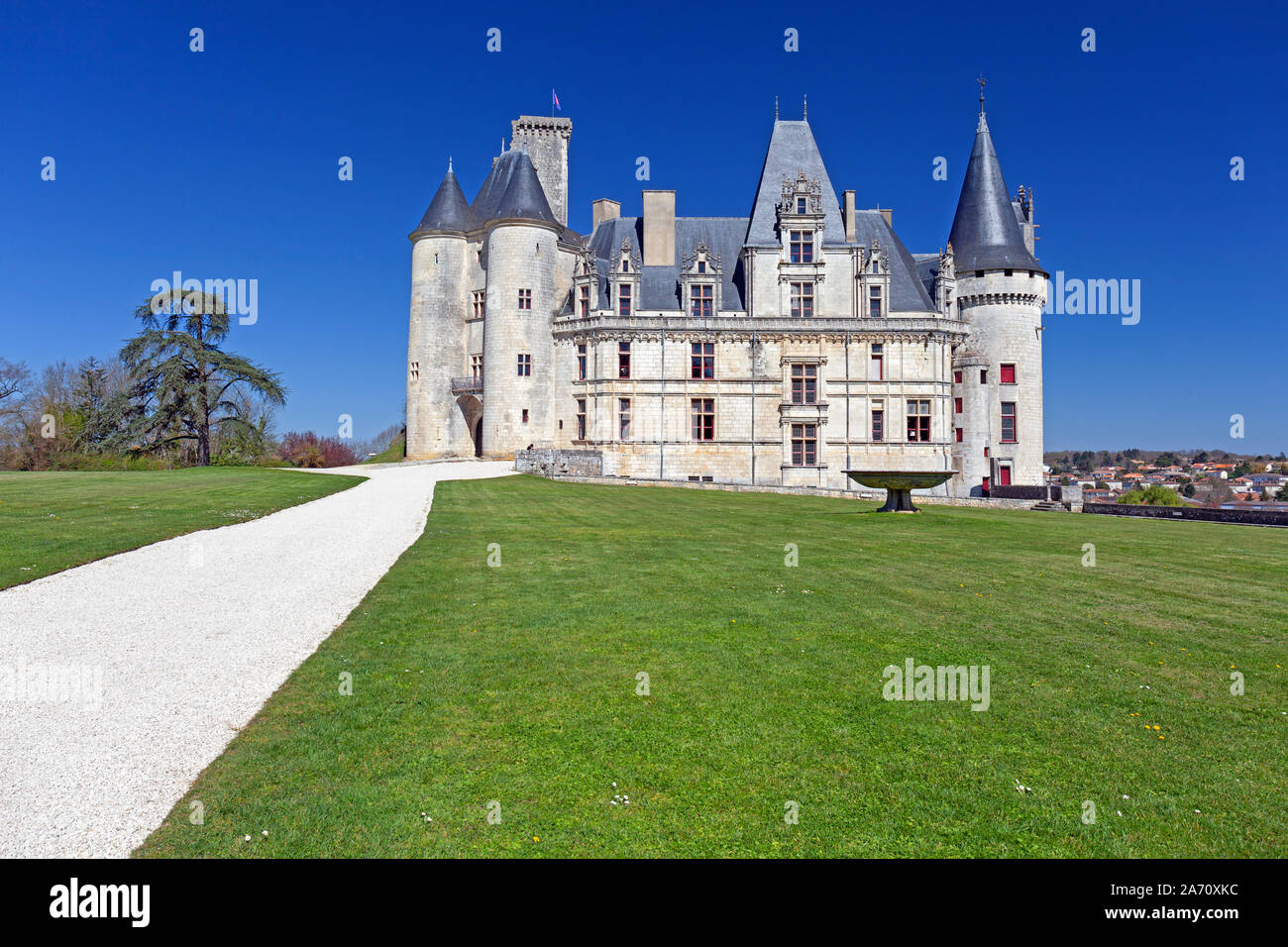 Europe, France, Nouvelle-Aquitaine, Chateau de la Rochefoucauld Stock ...