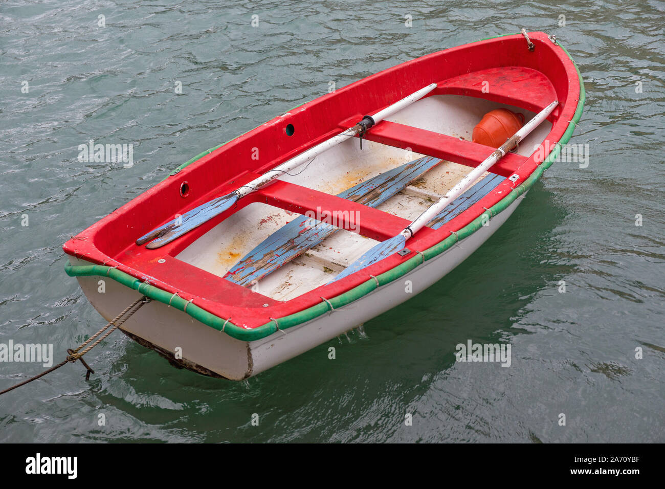 Red oars hi-res stock photography and images - Alamy