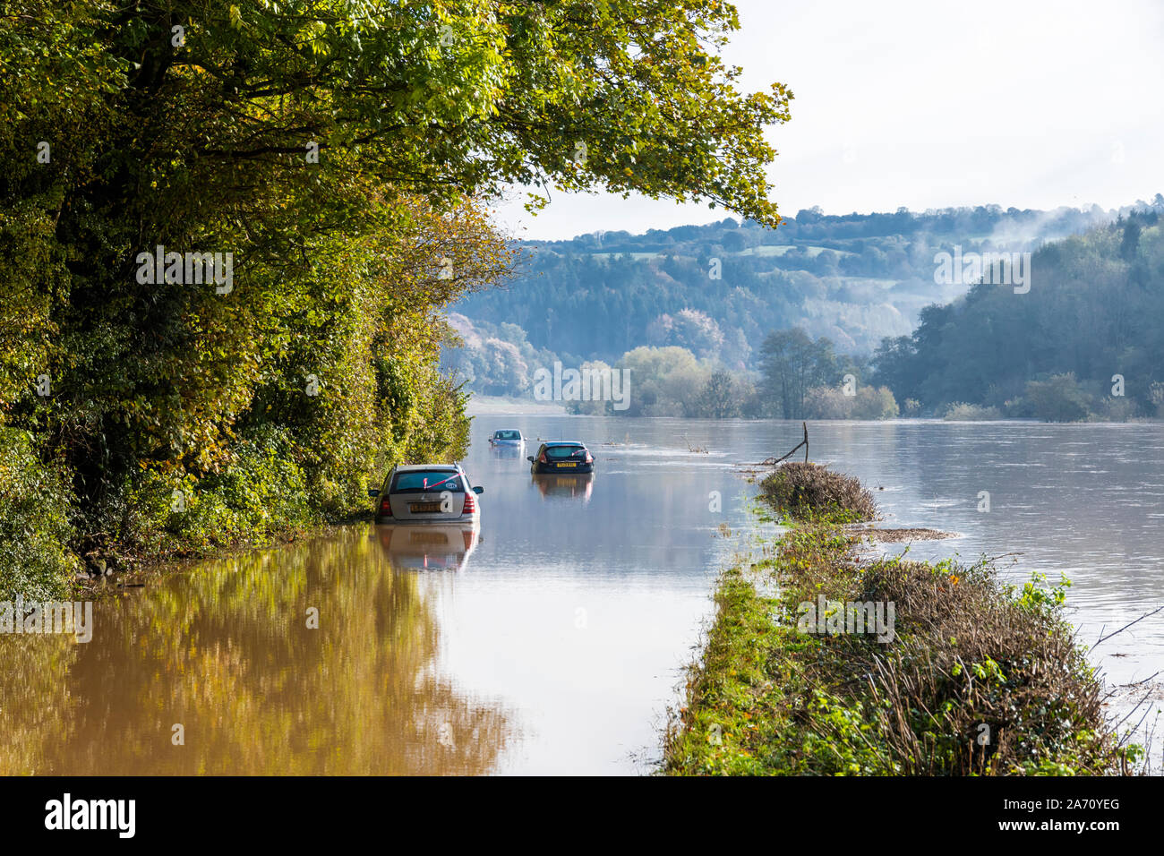 Car stuck flood hi-res stock photography and images - Alamy
