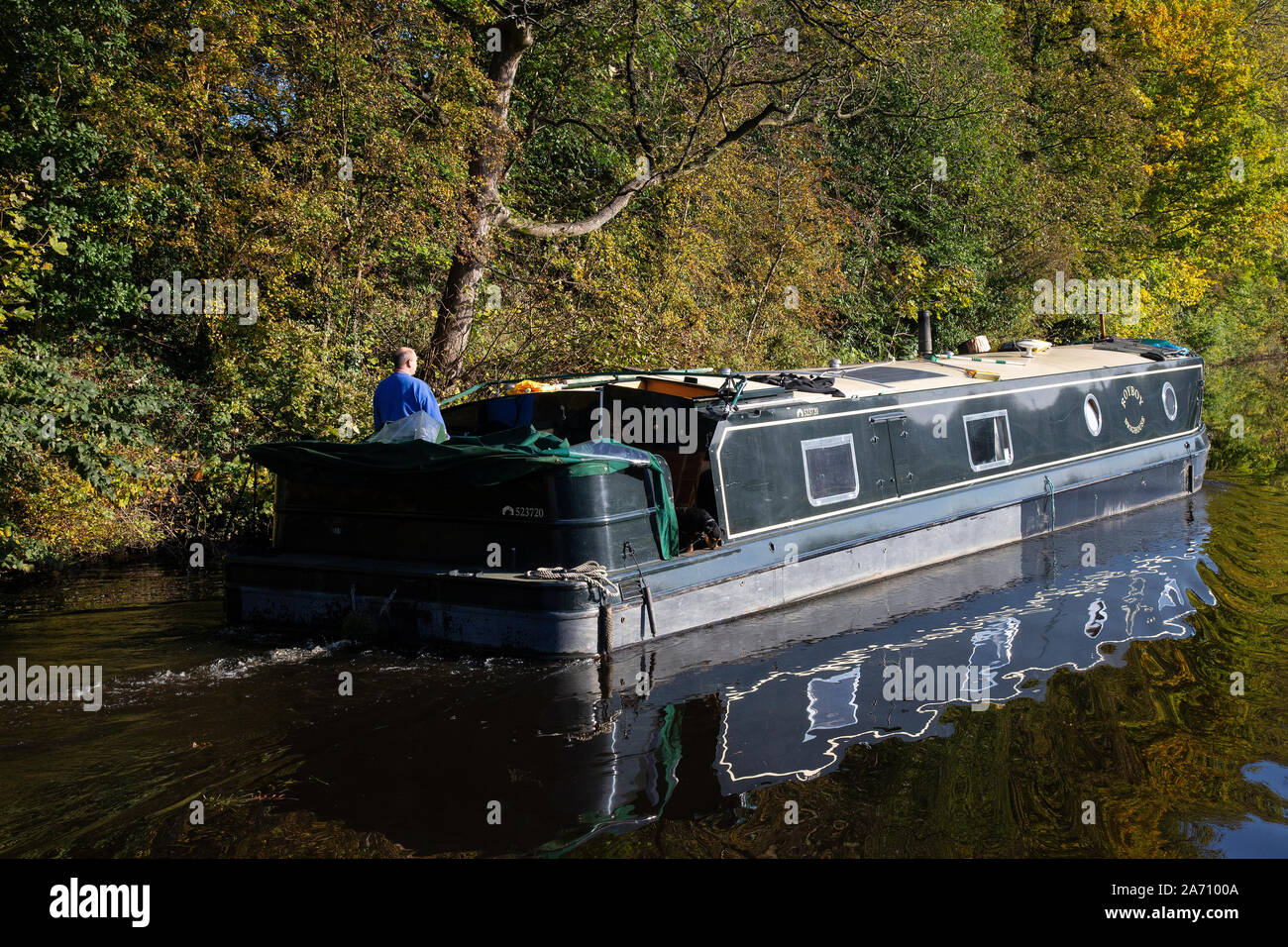 Boating cruising hi-res stock photography and images - Alamy