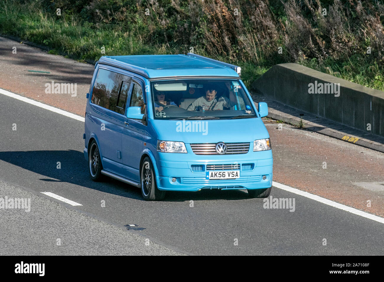 Volkswagen transporter t28 swb vans hi-res stock photography and images ...