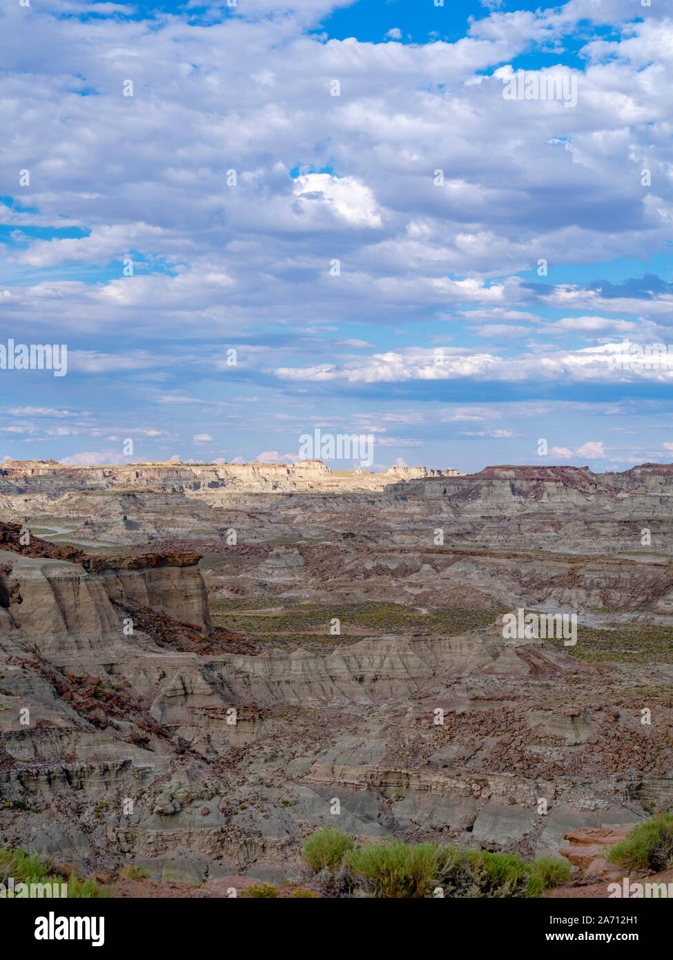Image from the "badlands" area known as Skull Creek Rim, Red Desert ...